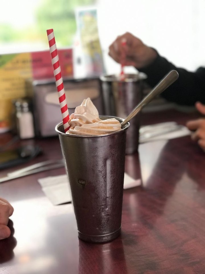 Floats Rocko s 24 Hour Diner